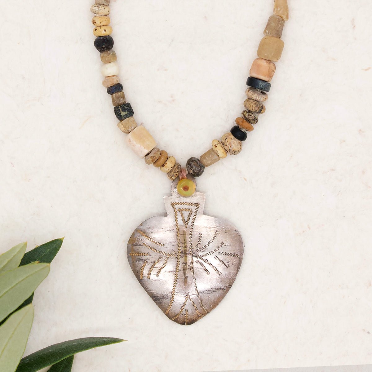 Antique Silver Corazon and Stone Necklace – River Song